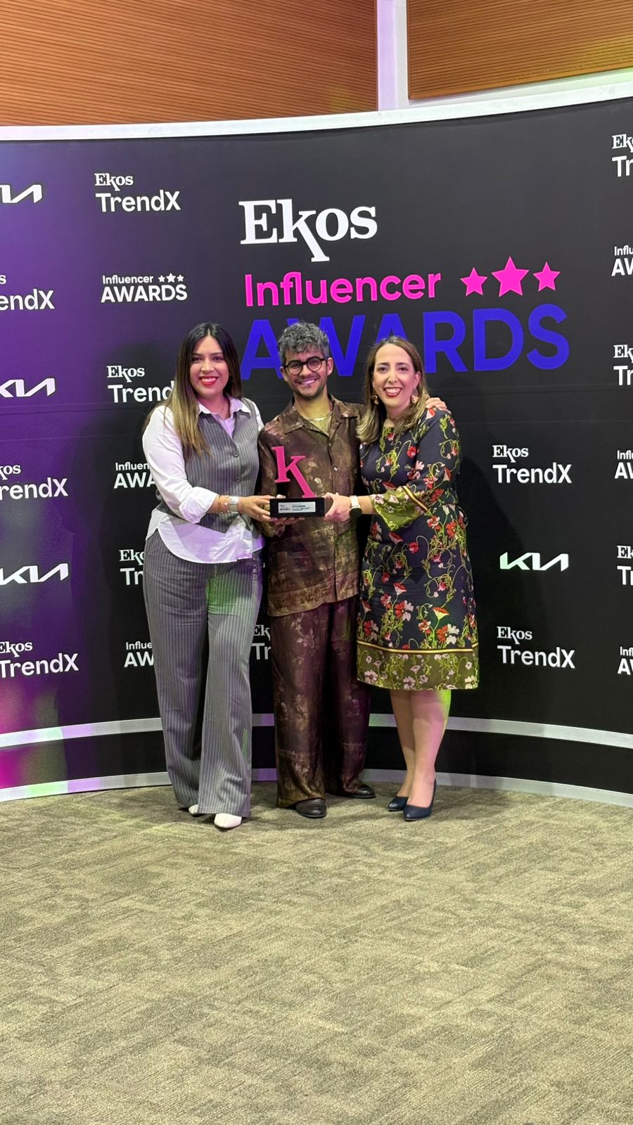ETAFASHION RECIBIÓ PREMIO POWER DIGITAL BRANDS POR SU DESTACADA GESTIÓN ...